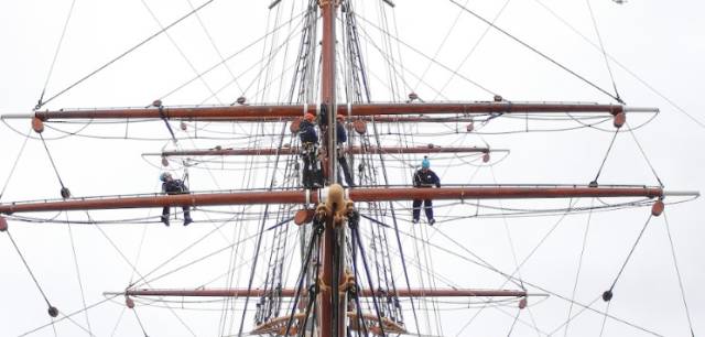 Discovery Mast Climb - Dundee Heritage Trust